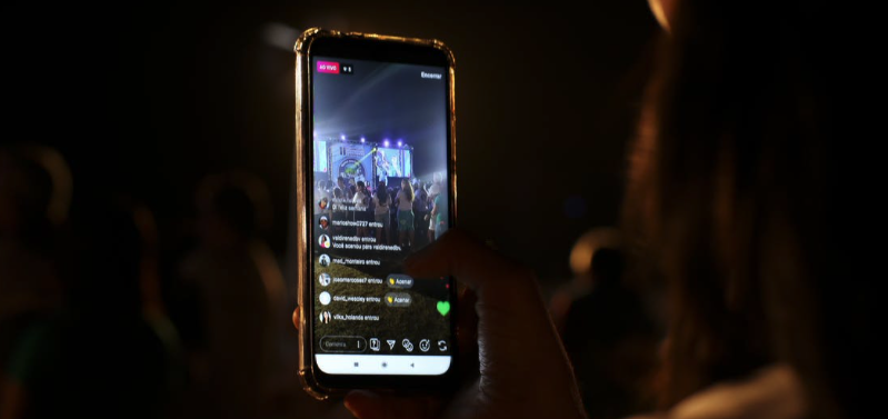How To Successfully Live Stream Your Music | Drunk On Pop